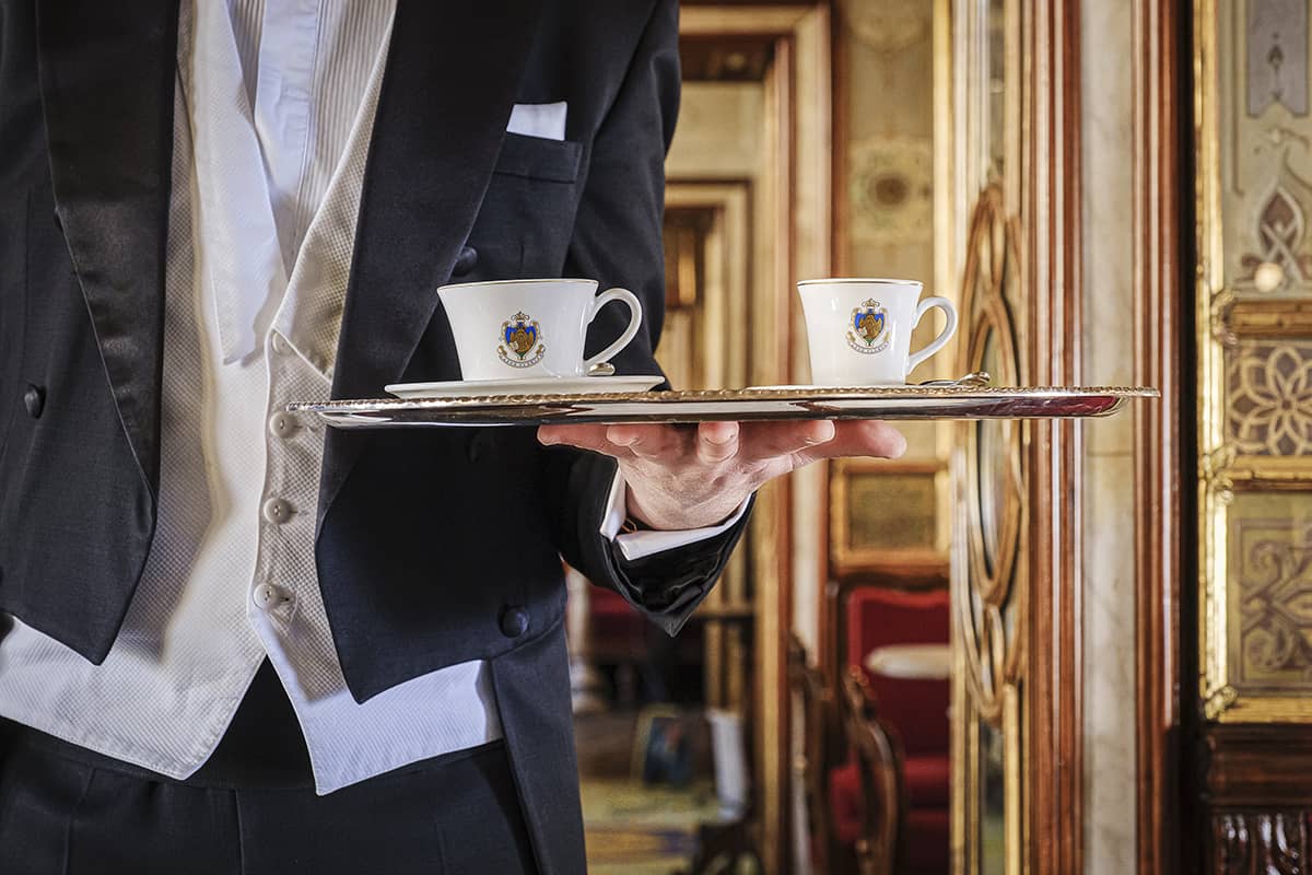 Ecco come si serve il caffè [al Florian]. - we:ll magazine